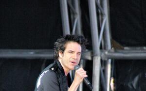 Pat Monahan divorce, married, net worth, salary, affair, girlfriend, wife