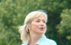 Carol Kirkwood married, divorce, salary, net worth, affair, nationality ...