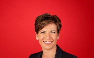 Becky Anderson net worth, biography, married, wedding, cnn, cooper