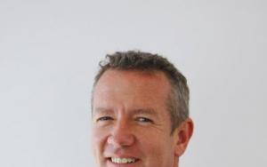 Peter Hartcher age, wife, partner, career, married, kids, divorced ...