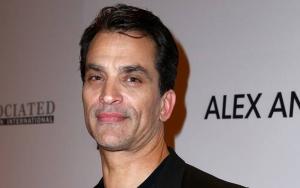 Jonathan Schaech biography, spouse, married, divorce, family • biography