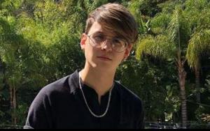 Christopher Velez age, bio, looks, hat girlfriend, mom, dad, family ...