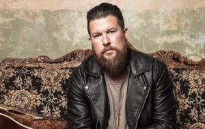 Zach Williams age, bio, career, married, salary, education, family ...